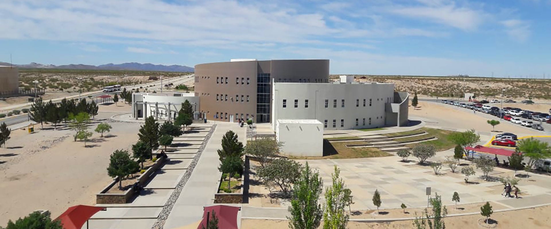 Mañana regresan a clases estudiantes de la UACJ - El Canal de las ...